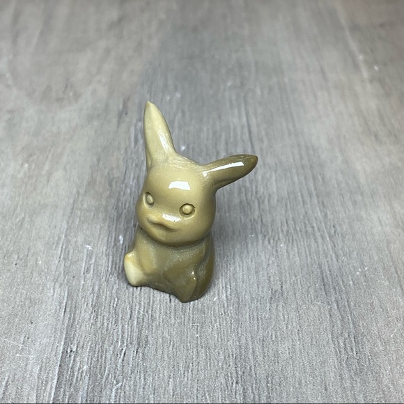 Accents | Pokmon Pikachu Mookaite Crystal Stone Carving Figurine Statue ...